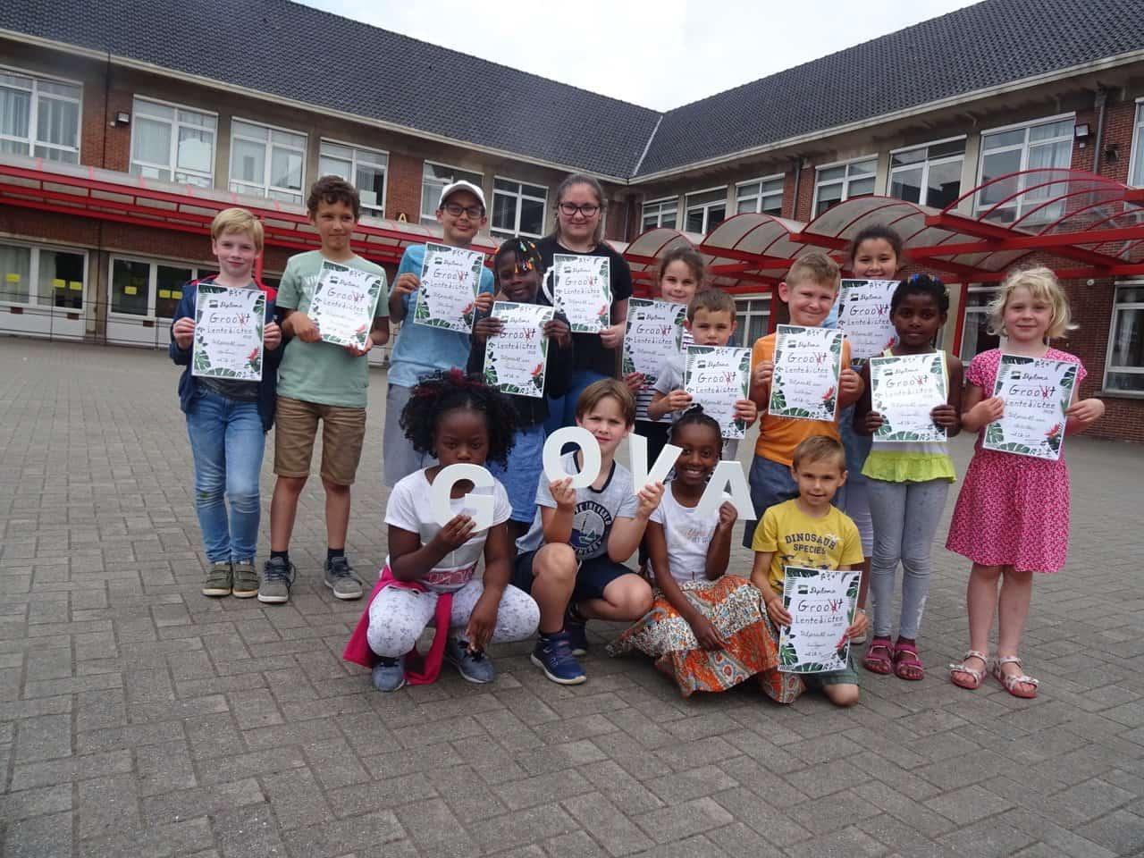 Lentedictee brengt de onderwijskwaliteit in kaart - GO! basisschool Groei